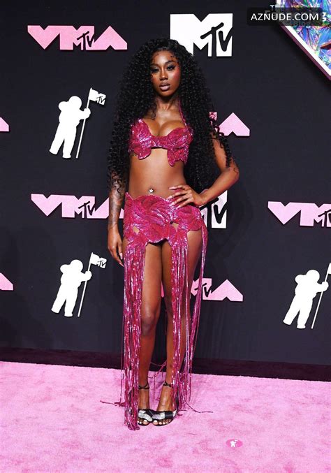 Flo Milli Flaunts Sexy Cleavage At 2023 Mtv Video Music Awards Aznude