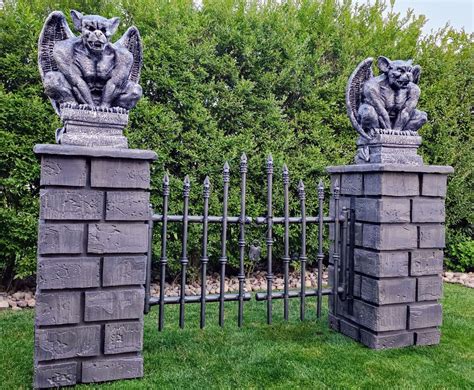 Gargoyle Cemetery Entrance Halloween Prop Yard Decoration Graveyard