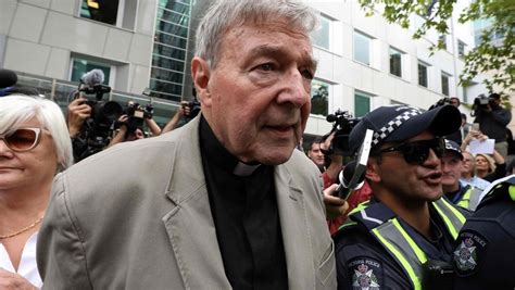 Pell revocata la libertà su cauzione il cardinale in carcere B Lab