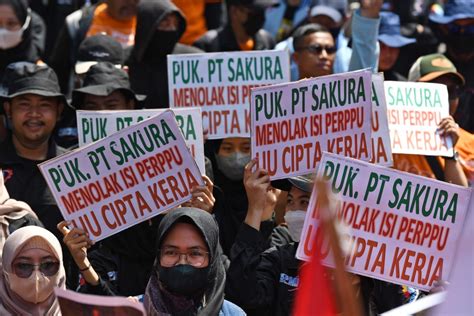 10 Tuntutan Demo Tolak Perppu Cipta Kerja Di DPR