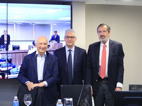 Imprevisibilidade jurídica desglobalização e futuro das relações internacionais são debatidos