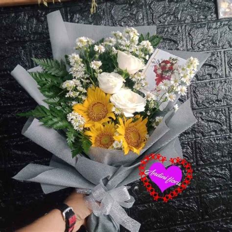 Promo Bunga Buket Matahari Mix Mawarbunga Aslibunga Kado Diskon 23