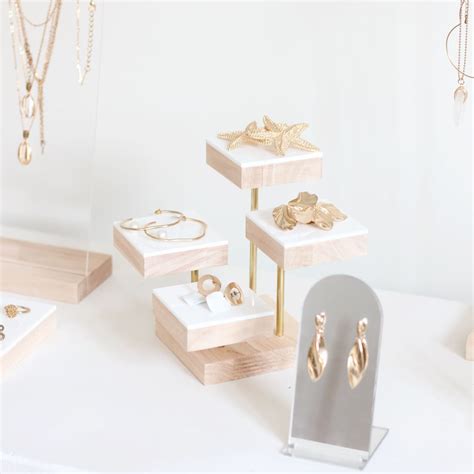 Podium Multi Level Jewelry Display Stand In Wood Jewelry Organizer