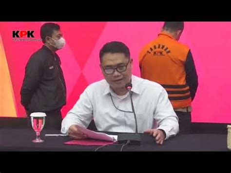 FULL KONFERENSI PERS PENAHANAN TERSANGKA TPK PEKERJAAN PEMBANGUNAN GEREJA DI MIMIKA PAPUA