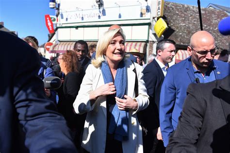 Les Infos De 12h30 Présidentielle 2022 Marine Le Pen En Déplacement