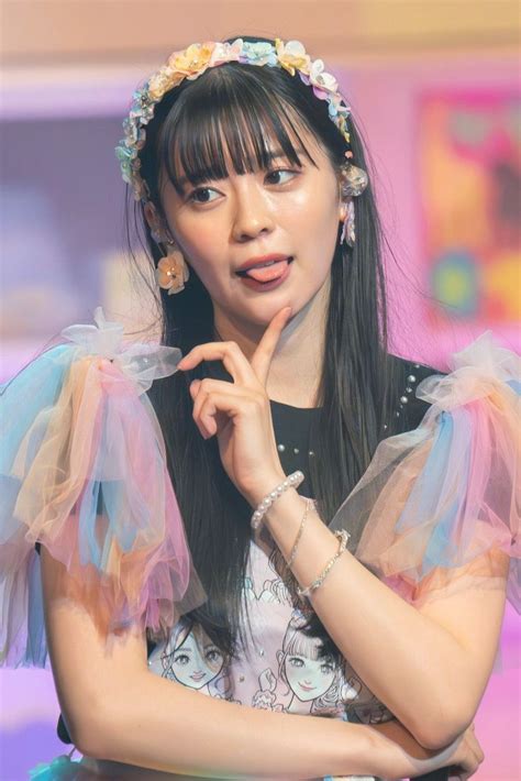 ふんよう On Twitter 忘れた頃にやってくる ベロフェチ女王ぴとかの今日の舌ペロ ぴとぴとぴとか