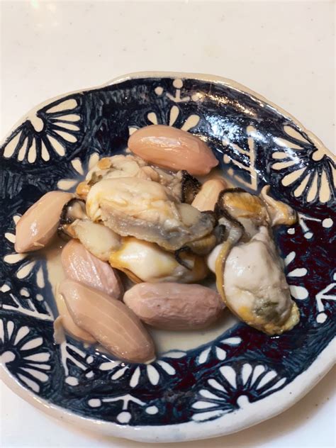 冷凍蒸し牡蠣と茹で落花生の酒蒸し By クックcq1xse 【クックパッド】 簡単おいしいみんなのレシピが395万品