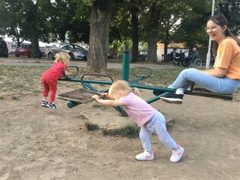 Mara Karatista Mara Umetnica Mara Drugarčina Emotivna Rođendanska Pisma Posvećena Devojčici