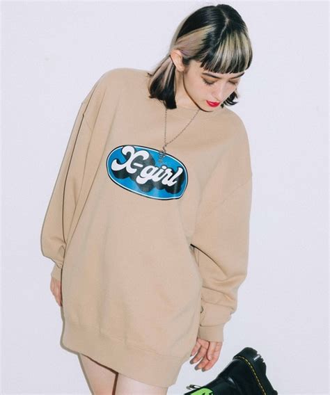 X Girl（エックスガール）の「oval Logo Crew Sweat Top（スウェット）」 Wear