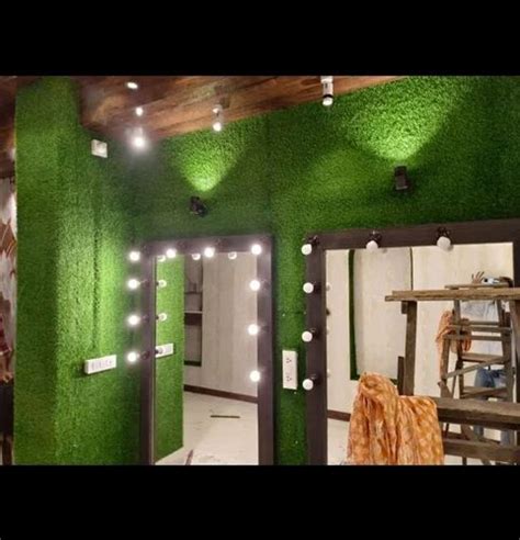 Pe 25mm Thickness Artificial Grass For Residential At Rs 32 Sq Ft In