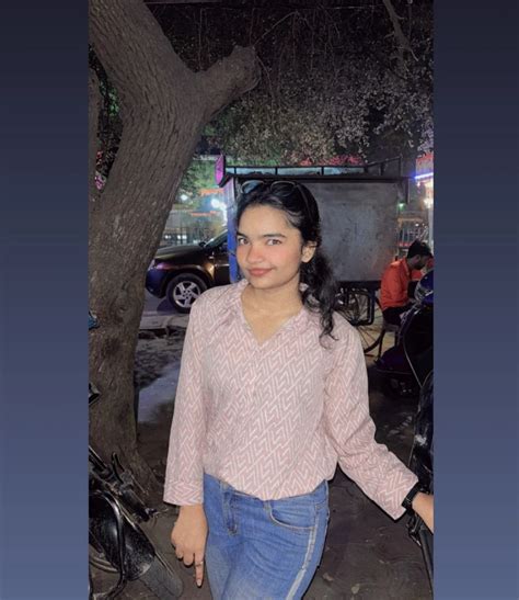 Tanu Tomar Tanyatomar99 • Instagram Photos And Videos