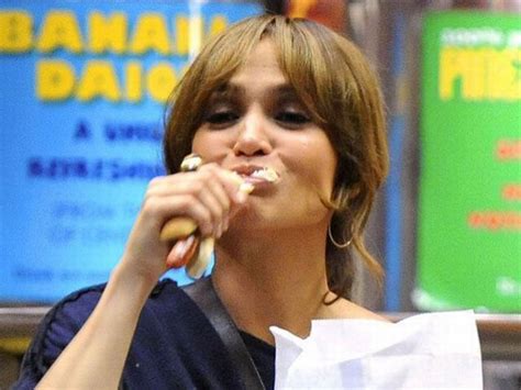 Celebrities Eating Pics