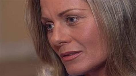 Novela Laços de família resumos de a de julho