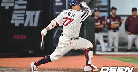 80억 금강불괴 포수가 시즌 아웃이라니유강남 무릎 반월판 연골 수술 재활만 7개월 오쎈 울산 조선비즈