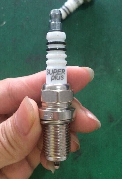 Bosch Spark Plug Fr7DC+8 - Spark Plug and Auto Parts