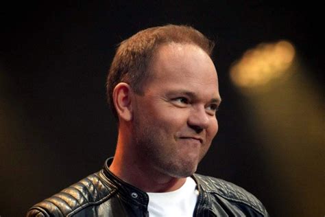 Lauris Reiniks Nākamgad Dosies Koncerttūrē Ogrenet Tava Novada Portāls