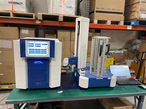 Applied Biosystems Abi Viia 7 Real Time 384 And 96 Well Pcr System And