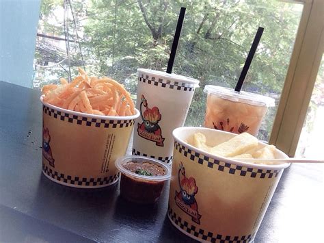 Untitled B Y N G N G Xt