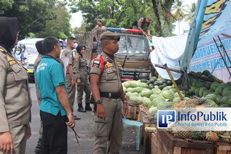 InfoPublik Satpol PP Padang Kembali Tertibkan Sejumlah Lapak PKL Di