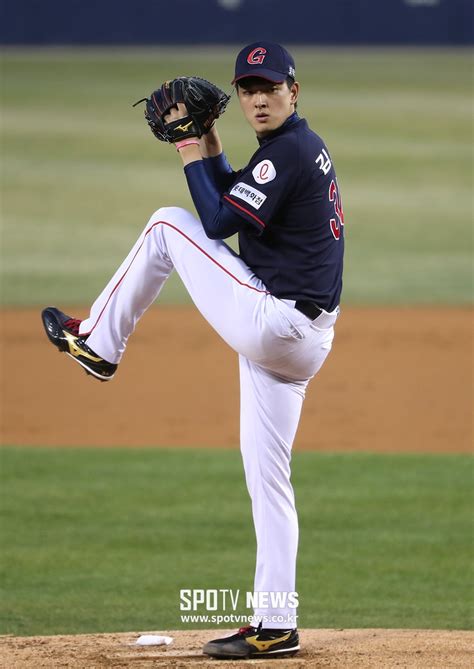 김원중 2승 롯데 Kt 꺾고 시즌 첫 3연승