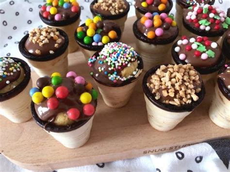Muffins im Waffelbecher Einfaches Rezept für den Kindergeburtstag Rezept Muffins im