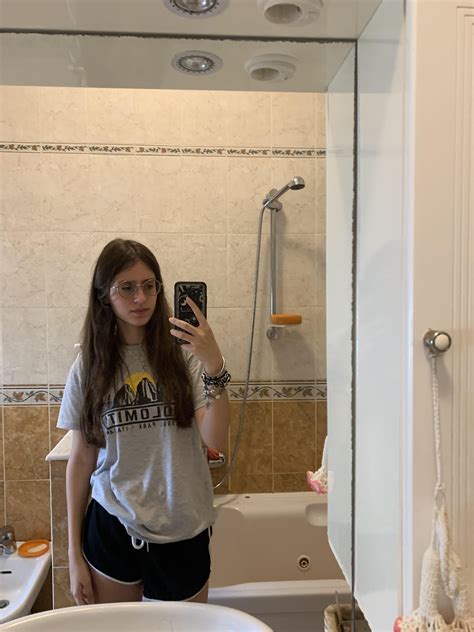 Do I Look Better With My Hair Tied Up Rfemalehairadvice