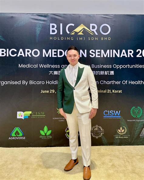 非常荣幸被邀请到泰国呵叻府 与多位行业专业人士同台分享交流 很开心有个自我挑战和成长的机会 曾经一位贵人跟我说 梦想需要先想 后再执行 有想法