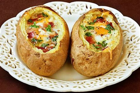 Papas Al Horno Rellenas De Queso Jamón Y Huevo Sabrosía Nueva Mujer