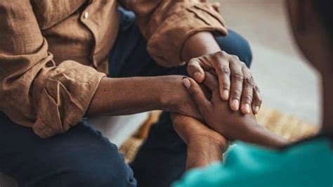 How To Assist Someone Having A Mental Breakdown Hindustan Times