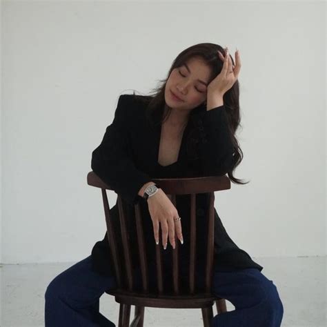 Nhung Trịnh Chocoo Min • Threads Say More