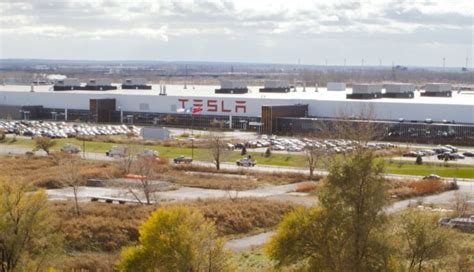 Tesla Positives Echo Auf Ankündigung Deutscher Fabrik Teslamagde