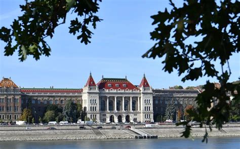 Budapest University Of Technology And Economics Architecture Programs