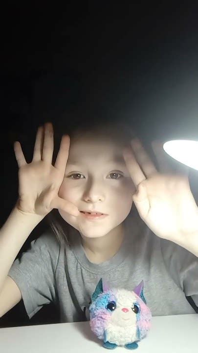 у меня есть карманы в фудболке Youtube