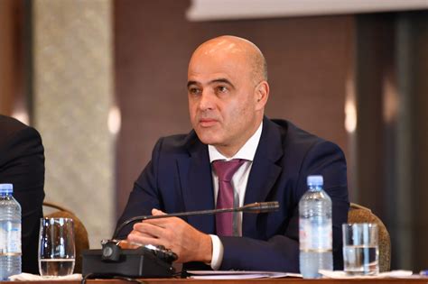 Ковачевски Владата ќе се погрижи како и од првиот ден граѓаните да имаат парно оваа зима