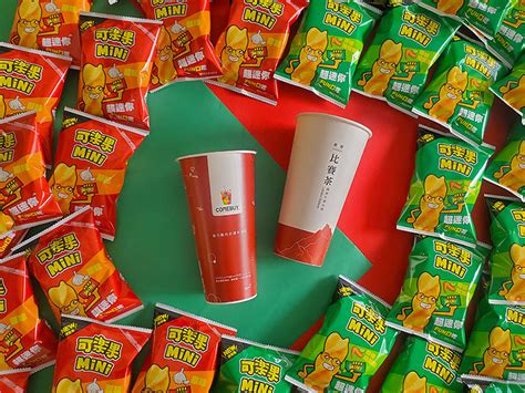 Comebuy比賽茶聯名聯華食品，蛇年推限量「冬片」搭配贈送33000包可樂果mini，陪你喝好茶吃零食開心過好年