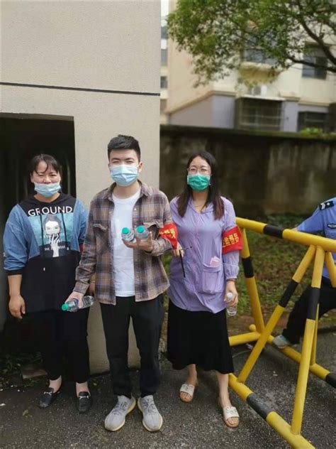 樟树临江镇“法律明白人”服务新冠疫苗接种工作 宜春政法网 宜春市政法委官方网站