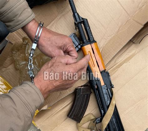 Công An Tỉnh Bắt Giữ đối Tượng Tàng Trữ Súng Ak Và Hàng Trăm Viên đạn