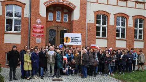 GORZÓW WLKP Strajk w oświacie zagrożenie dla matur W szkołach