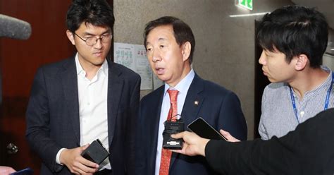 국회 추경 심사 파행 본회의 무산 무기한 연기
