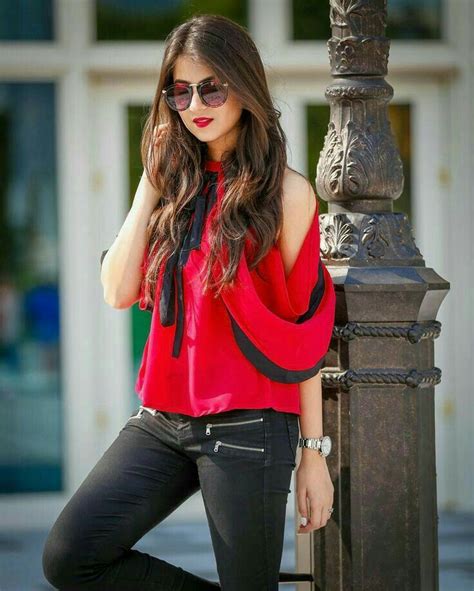 Awesome Stylish Girls In 2019 Pinterest Preety Girls Stylish Girl Pic And Girly Pictures