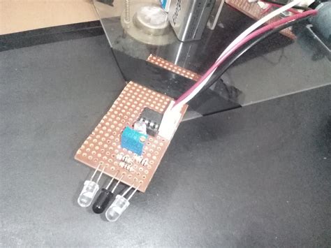 obstacle avoiding robot with ir sensors without microcontroller 6