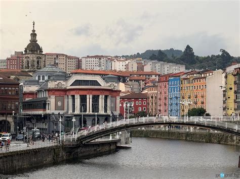 Географ 👋 Здравейте 🇪🇸 Снимката днес е от Северна Испания 📌 Това са централните части на