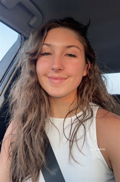 [f19] Even Without Makeup 😅 Amihot