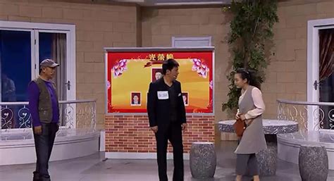 小品张瑞雪个人资料瑞雪喜剧演员瑞雪大山谷图库