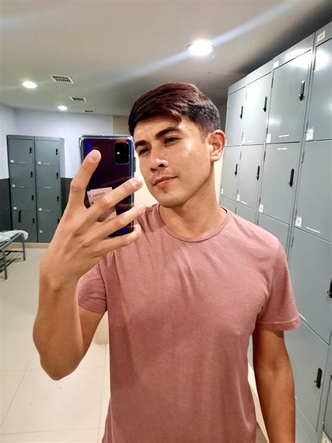 Ariel On Twitter 🤭 I6wnwxun48 Twitter