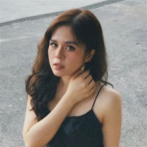ThỎ Thobaebae • Threads Say More