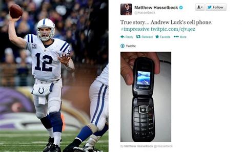 Indianapolis Colts Qb Andrew Luck Still Uses A Flip Phone