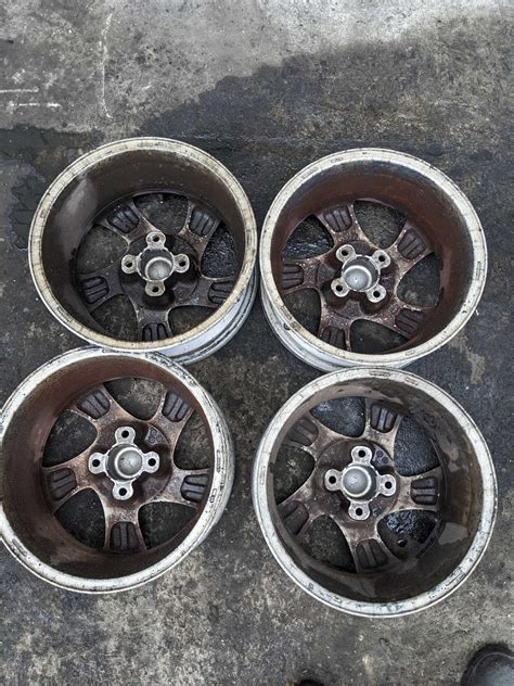 Felgi Aluminiowe Alu Alufelgi 4x108 15 6J ET 28 Peugeot Wólka