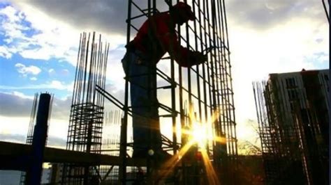 İşçiler Neden Intihar Ediyor