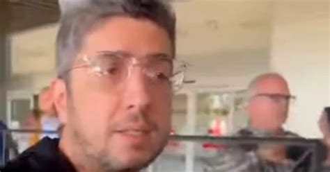 Jey Mammón Llegó A Madrid Y Se Enojó Por La Presencia De La Prensa “no